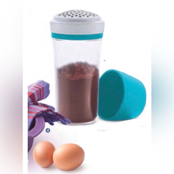 Tupperware | Kitchen | Tupperware Exclusive Delux Cheese Shaker 40ml ...